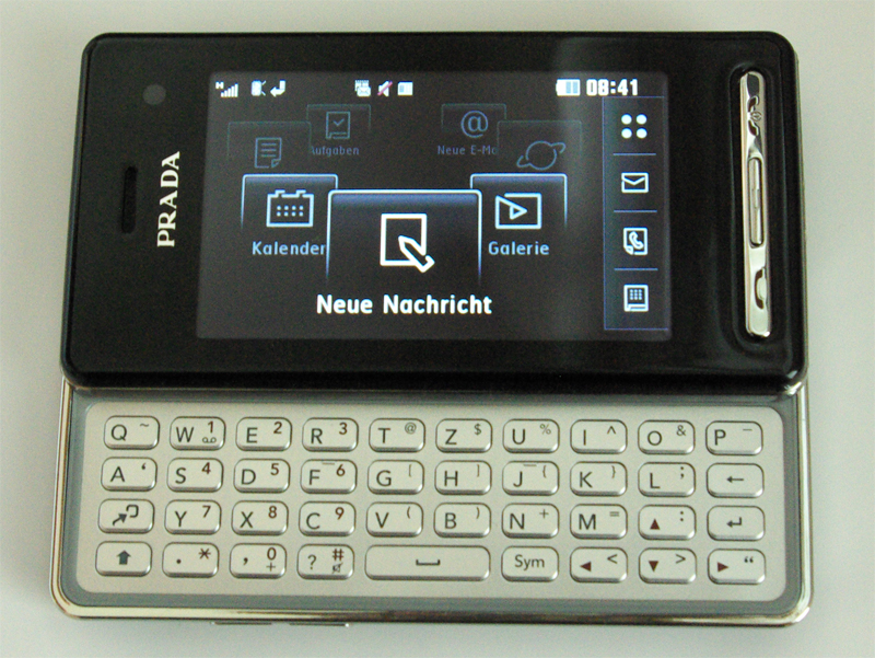 Test: LGs Designerhandy New Prada Phone mit Bluetooth-Uhr - Golem.de