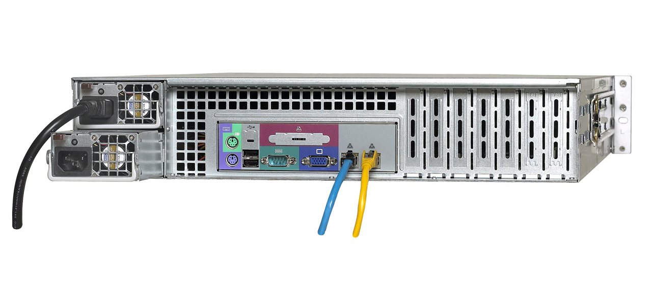 Netgears ReadyNAS mit 24 TByte - Golem.de