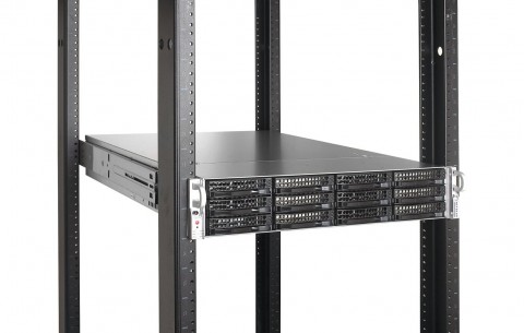 Netgears ReadyNAS mit 24 TByte - Golem.de