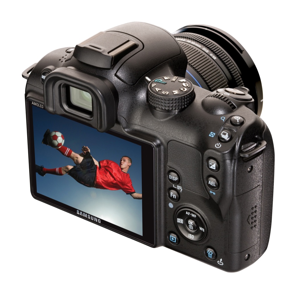 Samsung NX10: Kompaktkamera mit Wechseloptik - Golem.de