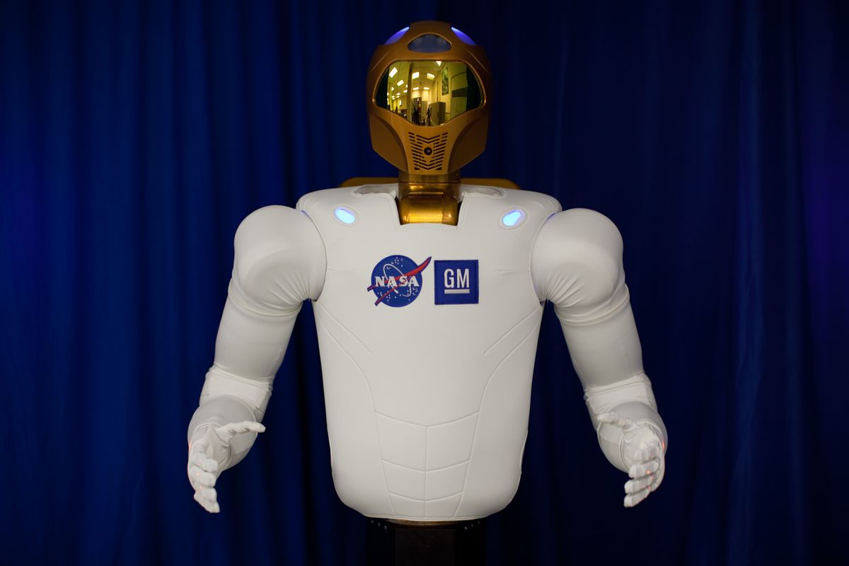 Robonaut 2: Roboter für die Fabrik und das Weltall - Golem.de