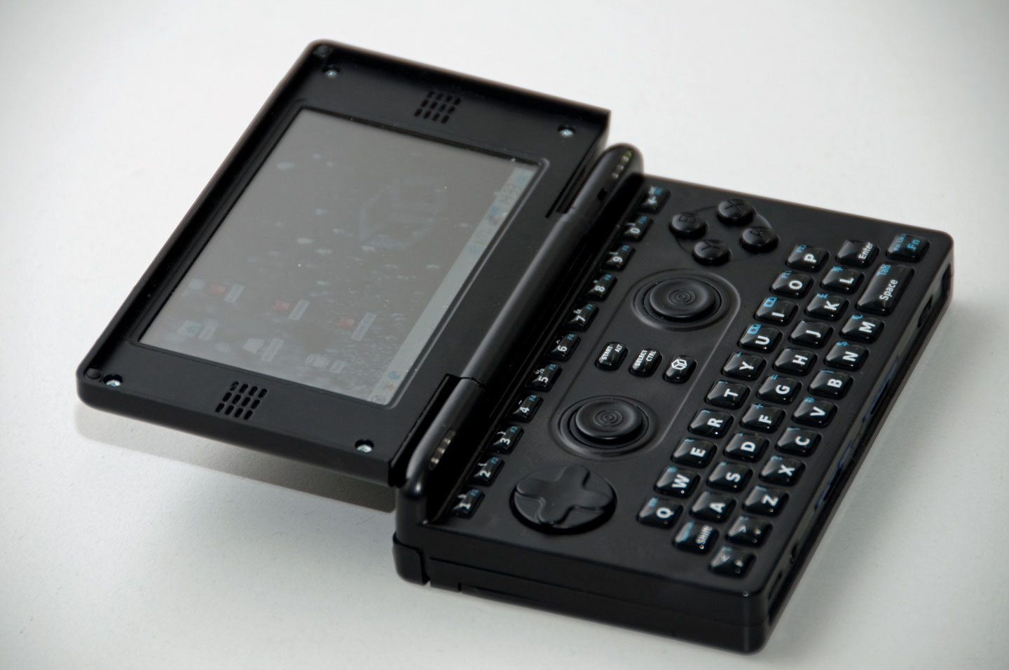 Open Pandora - das Spielehandheld für Admins kommt bald - Golem.de