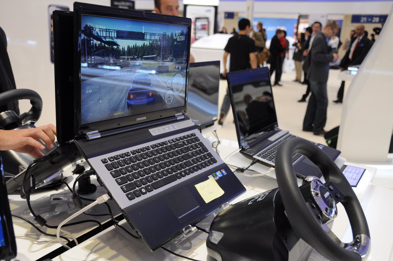 Samsung: Neue Notebooks mit Geforce GT 420M angekündigt (Update) - Golem.de