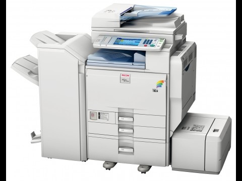 Ricoh-Multifunktionssystem: A4-Seite in 5 Sekunden kopieren - Golem.de