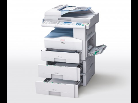 Ricoh: Multifunktionsgeräte für kleine Büros - Golem.de