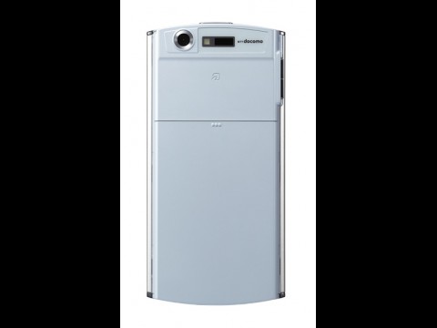 NEC Medias N-04C: 8,7 mm dünnes Android-Smartphone - Golem.de