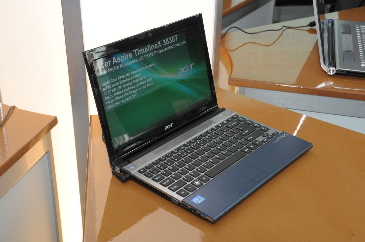 Acer: Neue Timeline-X-Serie bald mit Sandy Bridge - Golem.de