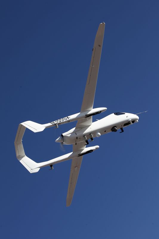 Firebird: Northrop Grumman entwickelt Hybrid aus Drohne und Flugzeug ...