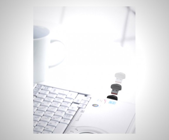 Sicherheit: Winziger Fingerabdruckscanner für den USB-Port - Golem.de