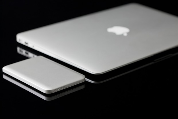 Freecom: Mini-Festplatte mit Thunderbolt-Anschluss und USB 3.0 - Golem.de