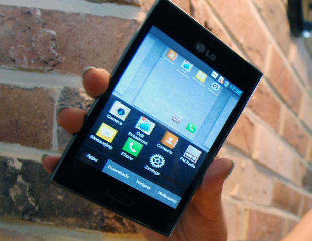 Optimus L5: LGs Smartphone mit Android 4 und NFC - Golem.de