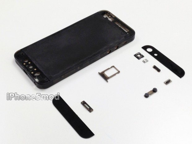 Modding: Durchsichtiges Gehäuse für das iPhone 5 - Golem.de