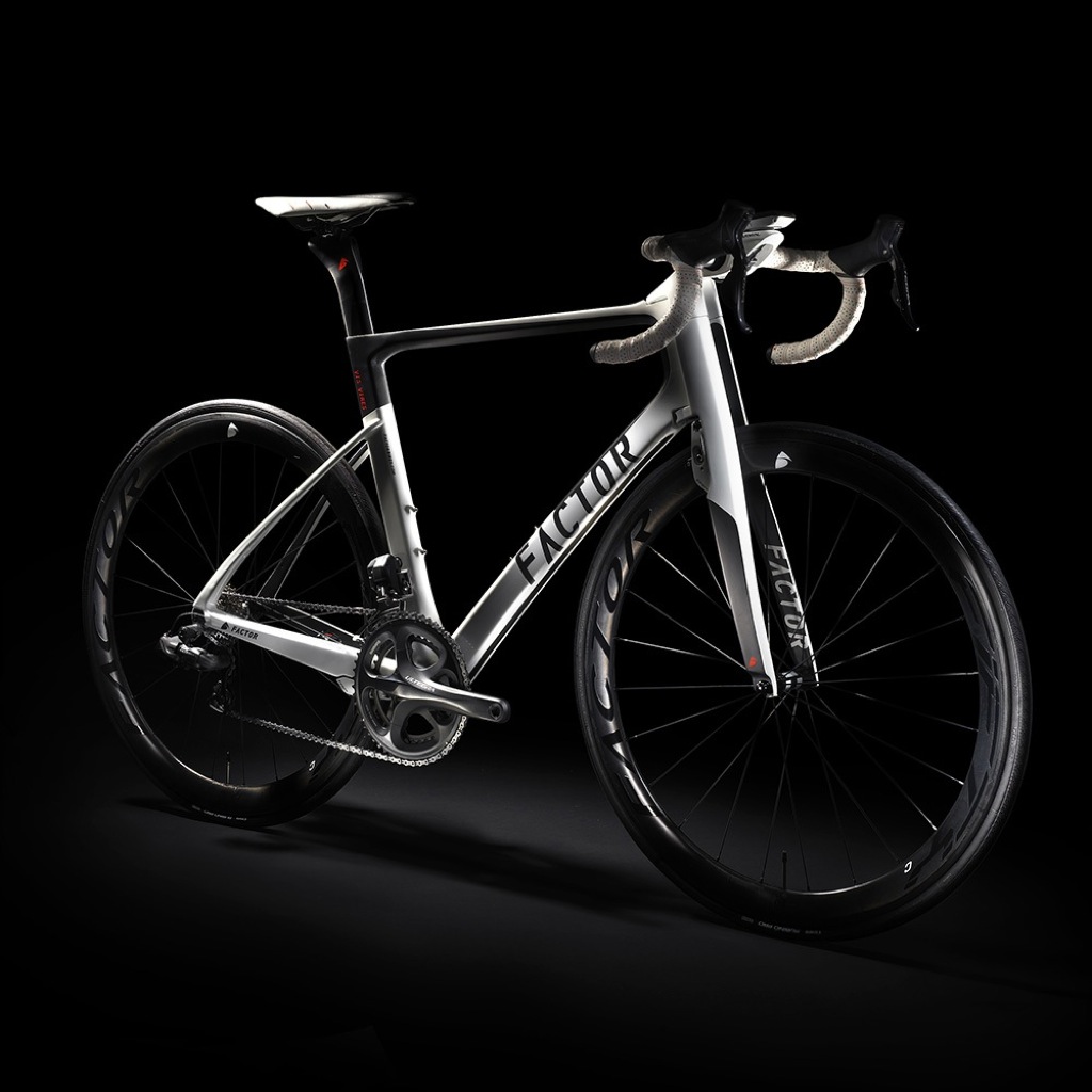 Factor Vis Vires: Rennrad mit Sensortechnik im Rahmen - Golem.de