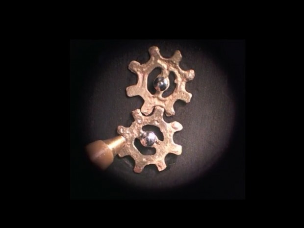 3D-Drucker: Mini Metal Maker druckt Metall - Golem.de