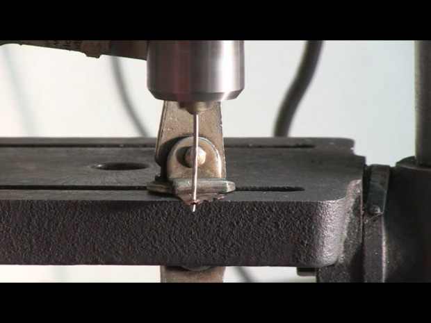 3D-Drucker: Mini Metal Maker druckt Metall - Golem.de