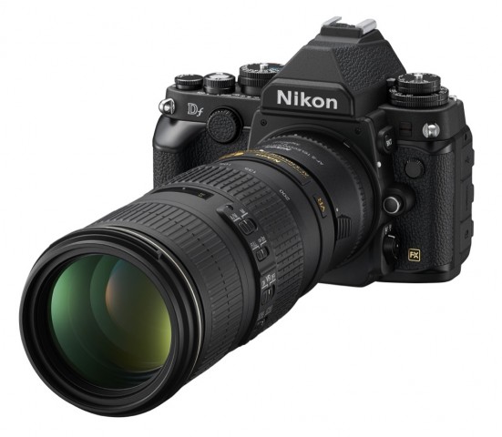 Nikon Df: Kleinbildsensor in kompakter Packung - Golem.de