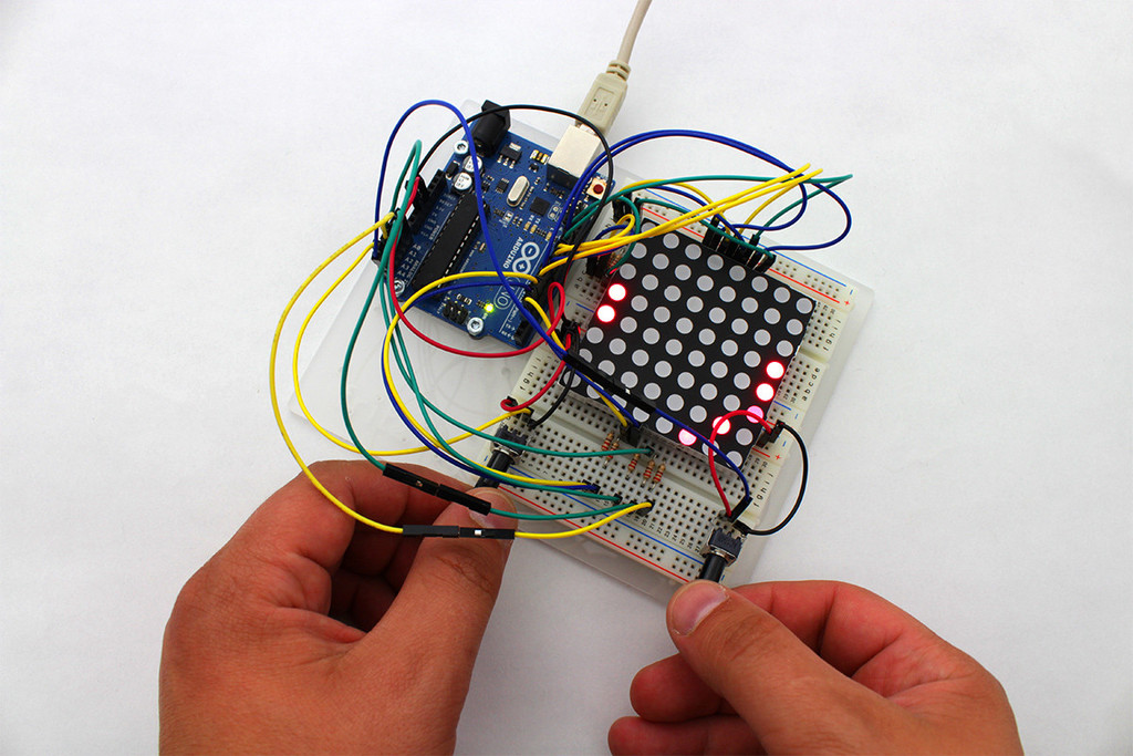 Fritzing Creator Kit im Test: Bastelkasten für Nachwuchs-Arduino-Hacker ...