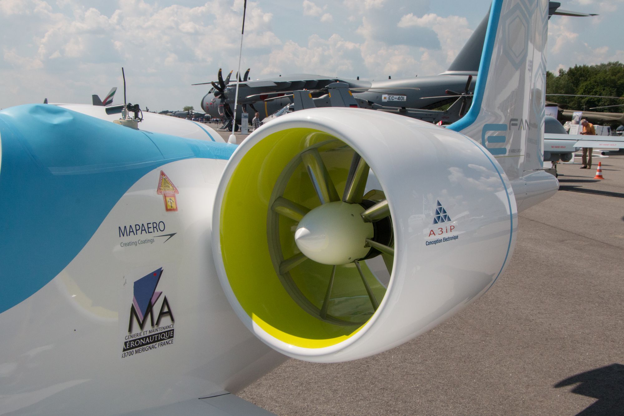 E-Fan: Kleiner Airbus mit Akkus soll in Serie gehen - Golem.de