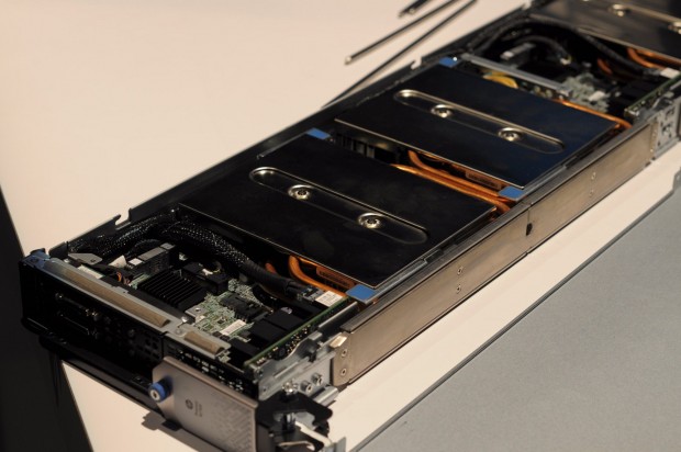 HPs neuer Supercomputer: NREL beheizt Gebäude mit Warmwasser des Apollo 8000 - Golem.de