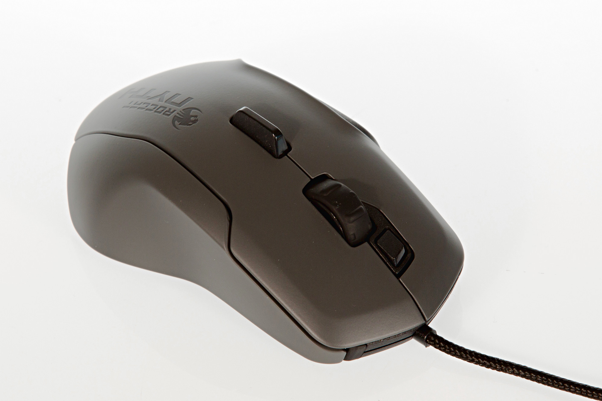 Roccat Nyth im Test: Die 130-Euro-Modular-Daumentasten-Gaming-Maus ...