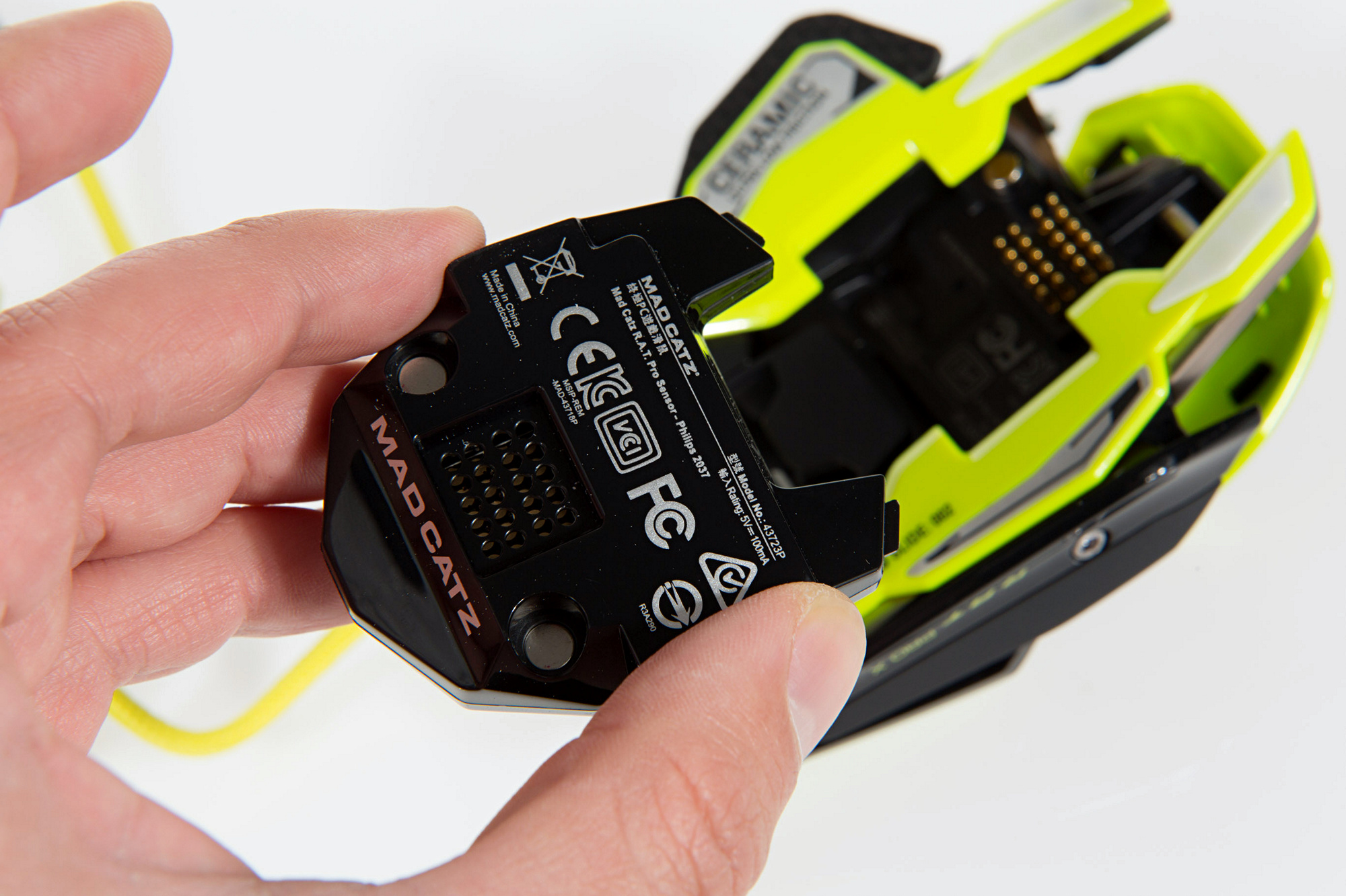 Mad Catz Rat Pro X im Test: Die Transformer-Maus mit dem speziellen ...