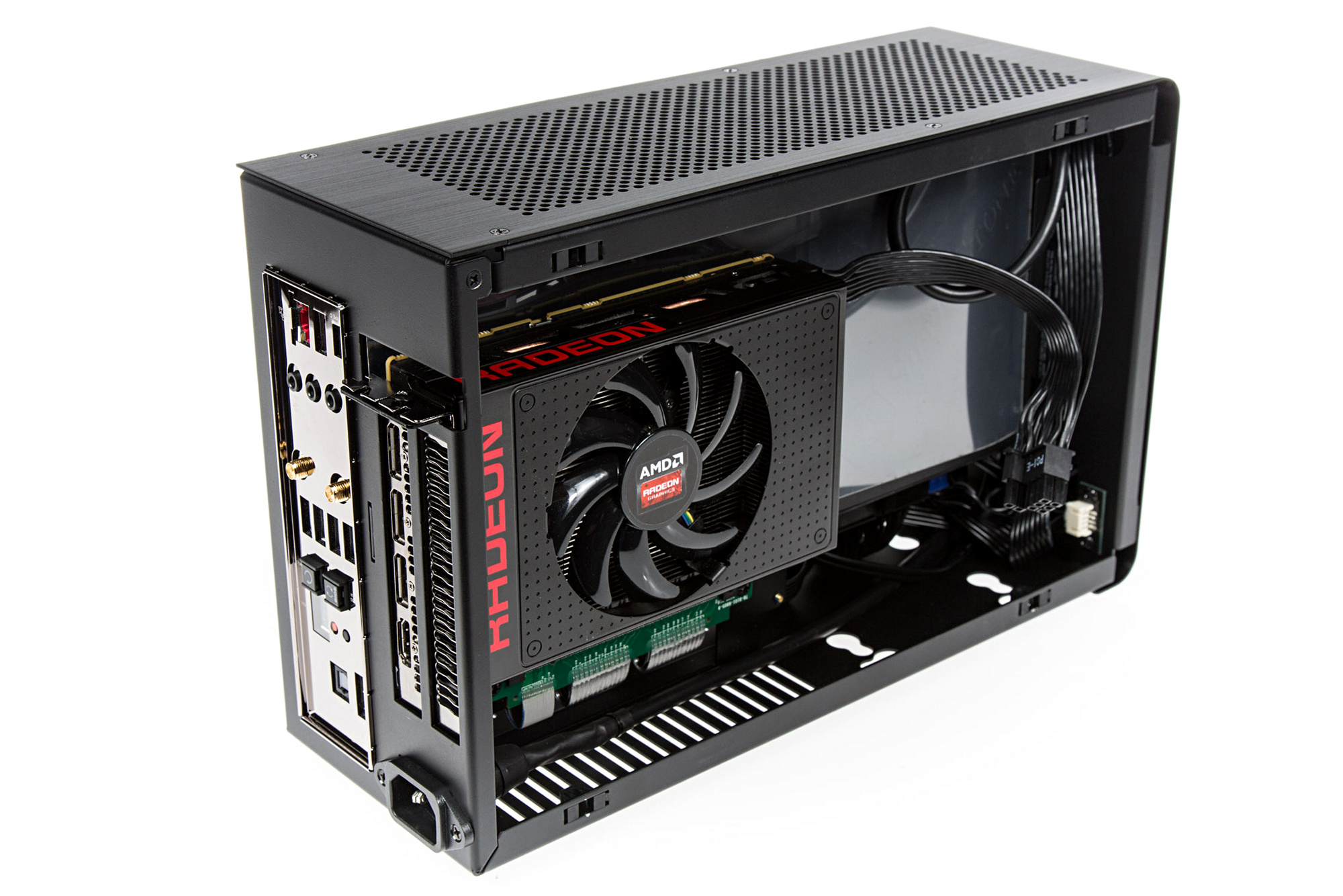 Dan Cases A4-SFX im Test: Noch kleiner kann Gaming-Hardware nicht ...