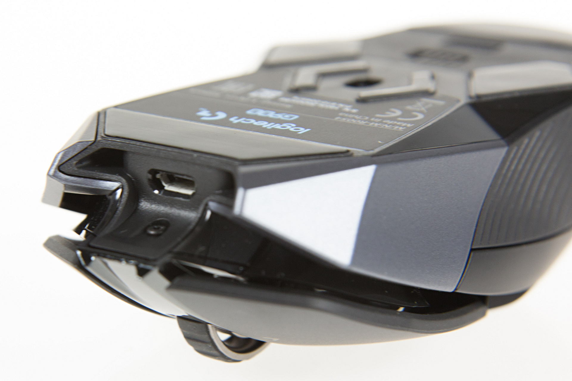 Logitech G900 im Test: Die erste Maus mit Wireless-Kabel - Golem.de