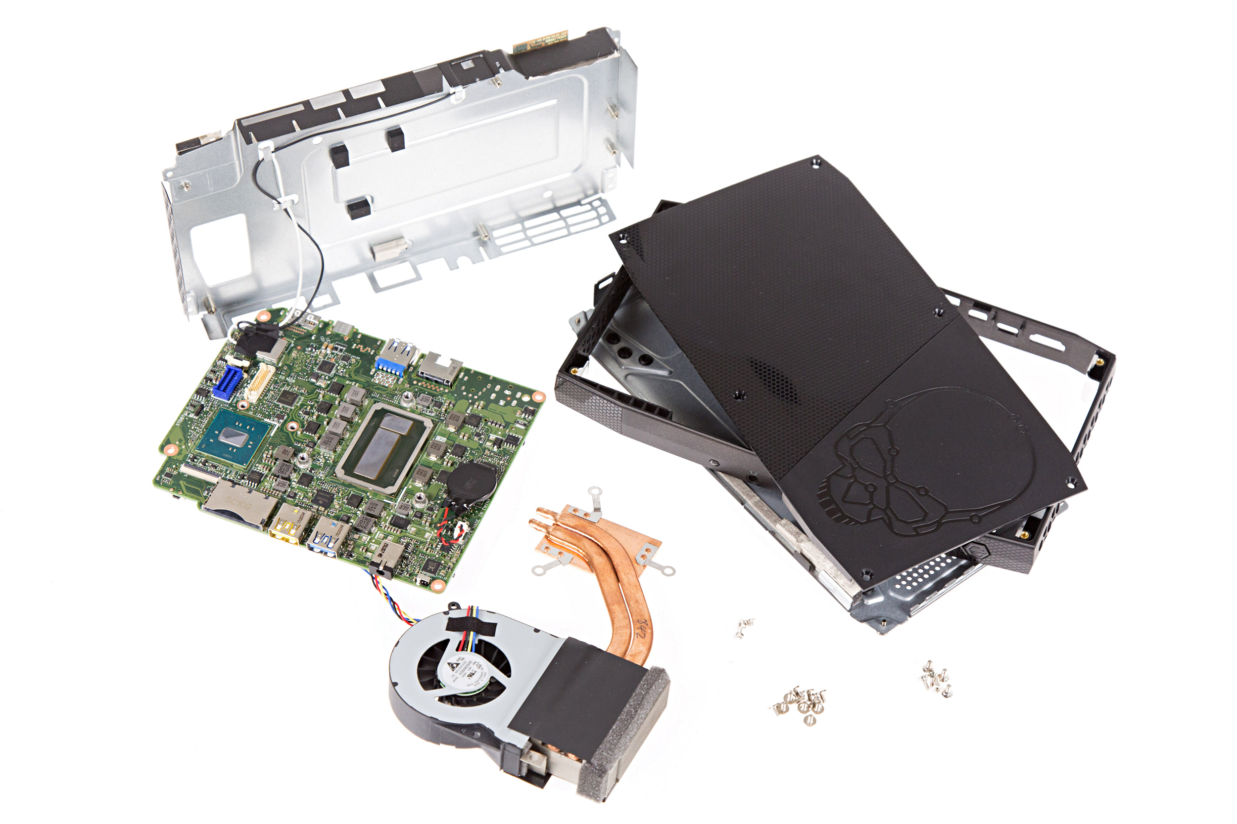 Mini-PC Skull Canyon im Test: Totenkopf-NUC mal nicht von ihren ...