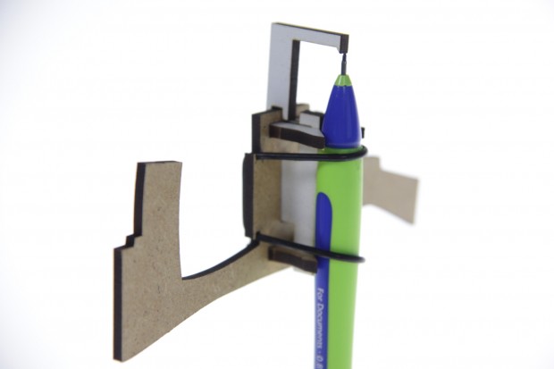 Lernroboter-Test: Besser Technik lernen mit drei Freunden - Golem.de