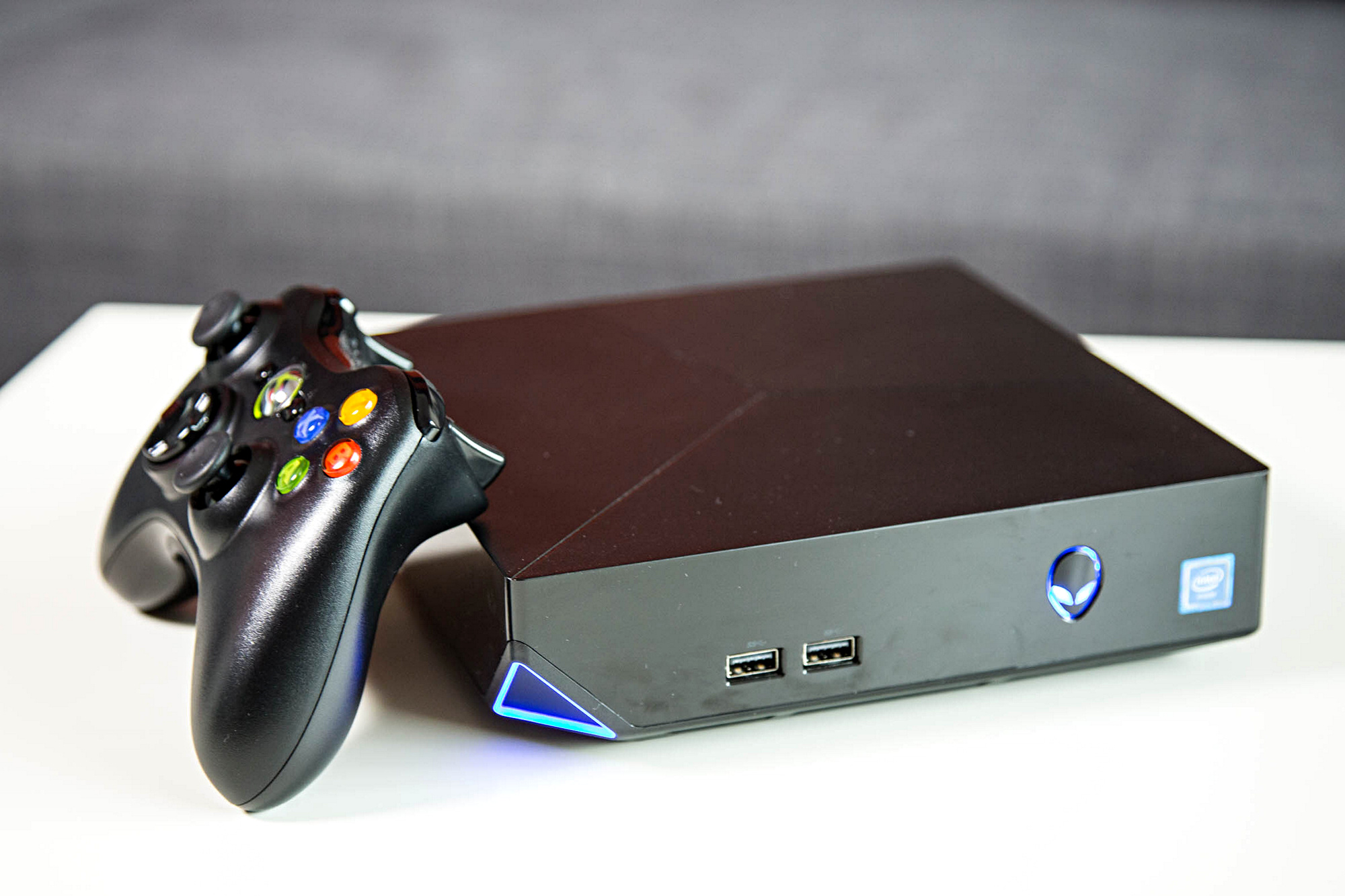 Alienware Alpha R2 im Test: Konsolen-Feeling dank Maus-Emulation - Golem.de