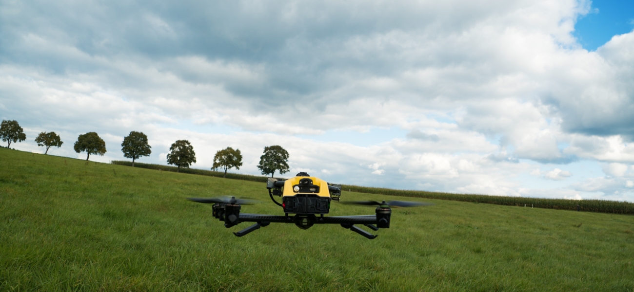 Falcon 8+: Intels Multicopter transportiert 0,8 Kilogramm Nutzlast ...