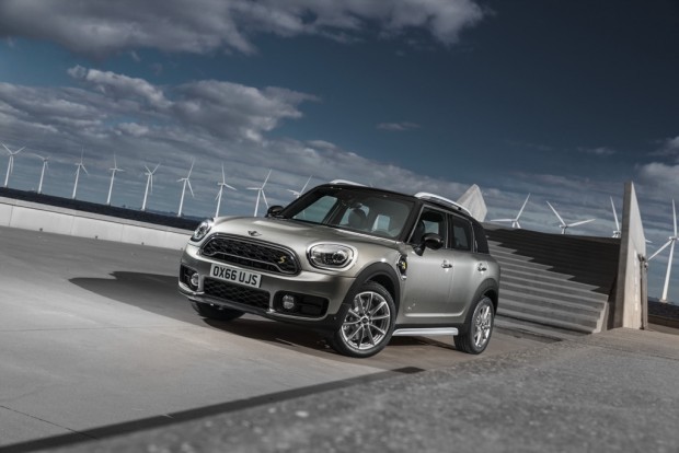 BMW: Mini Cooper als Plug-in-Hybrid mit 40 km Elektroreichweite - Golem.de