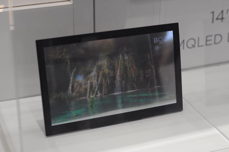 Prototypen: BOE zeigt AMQLED-Displays mit 5 und 14 Zoll - Golem.de