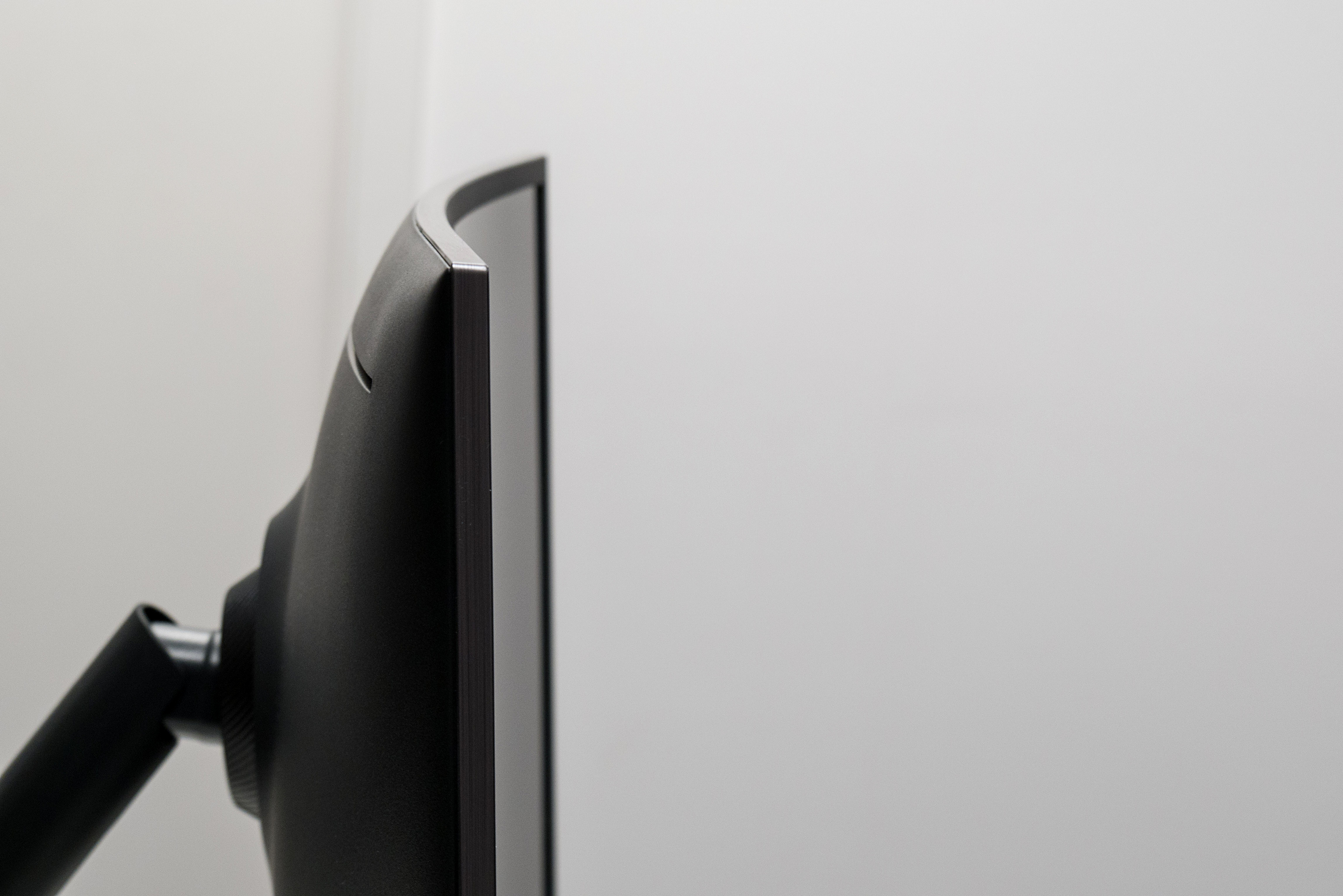 Samsung C27HG70 im Test: Der 144-Hz-HDR-Quantum-Dot-Monitor - Golem.de