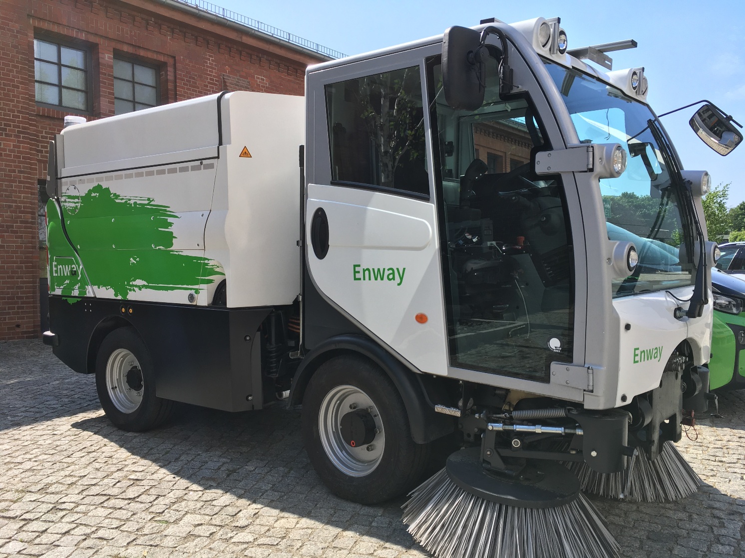 Enway: Ein autonomes Kehrpaket aus Berlin - Golem.de