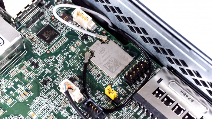NUC7 (June Canyon) im Test: Intels Atom-Mini ist großartig - Golem.de