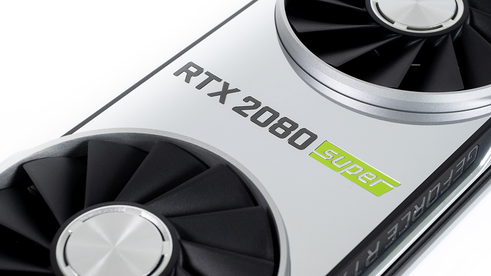 Ein bisschen schneller - Geforce RTX 2080 Super im Test: Bei Nvidia ...