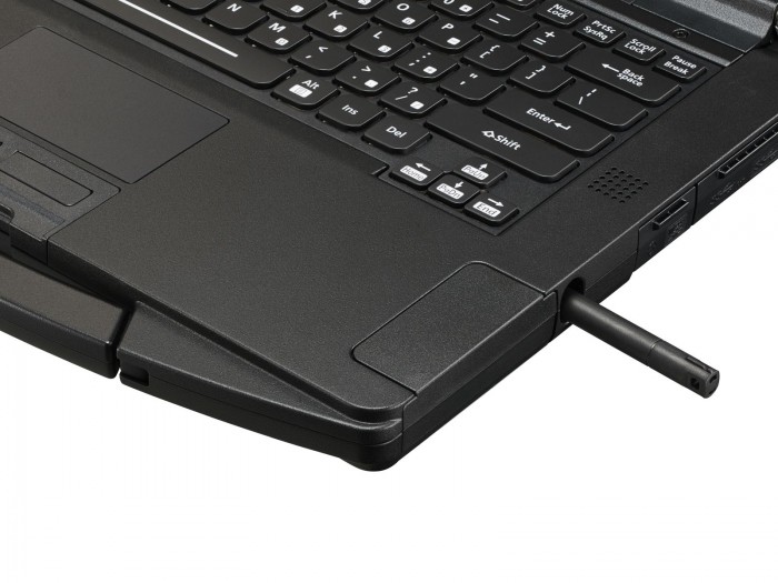 Toughbook CF-55: Panasonic Toughbook mit Grafikeinheit im Modulschacht ...