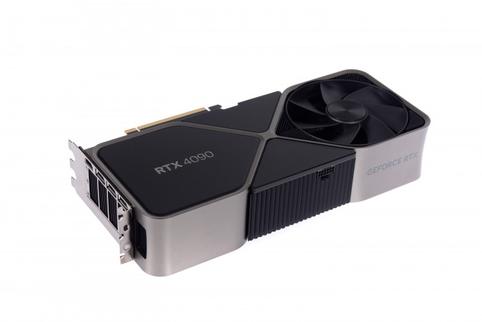 Geforce RTX 4090 im Test: Die Ada-Grafikkarten sind gewaltig - Golem.de