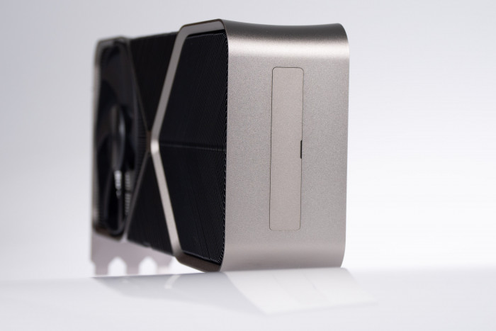 Geforce RTX 4090 im Test: Die Ada-Grafikkarten sind gewaltig - Golem.de