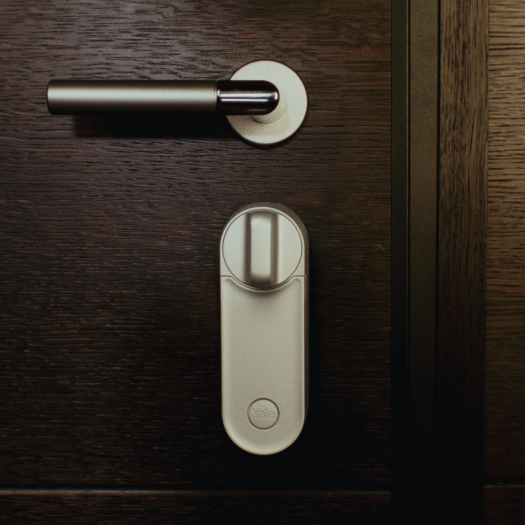 Yale Linus Smart Lock L2: Smartes Türschloss mit WLAN wird Matter ...