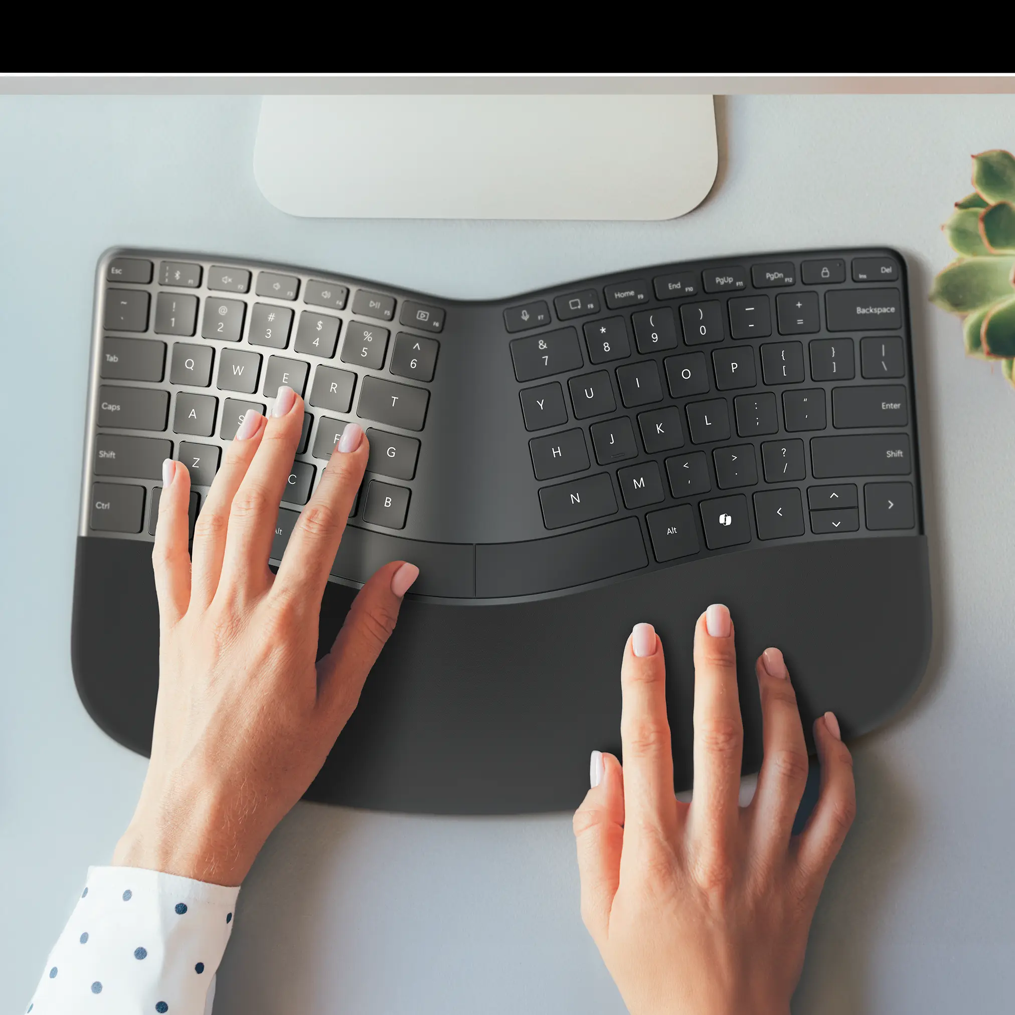 Compact Ergonomic Keyboard: Microsofts neue ergonomische Tastatur ...