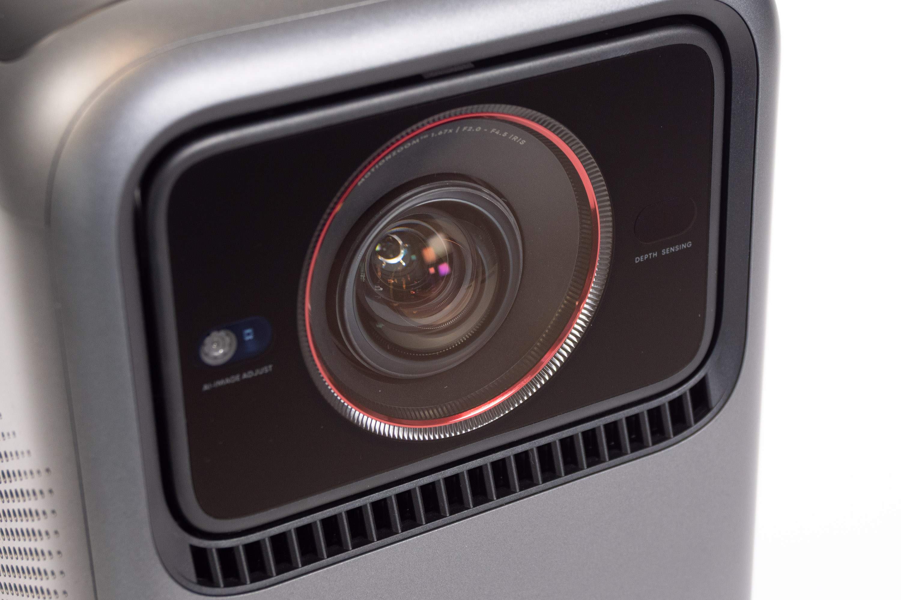 Anker Nebula X1 im Test: Allround-Projektor mit 4K und Laser - Golem.de