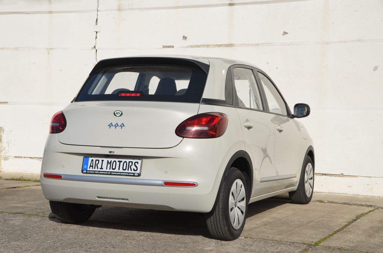 China: Ari Motors bringt fünftüriges E-Auto für 19.000 Euro - Golem.de