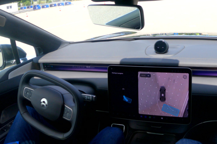 Steer-by-Wire im Nio ET9 ausprobiert: Wie das Kabel die Lenksäule ...