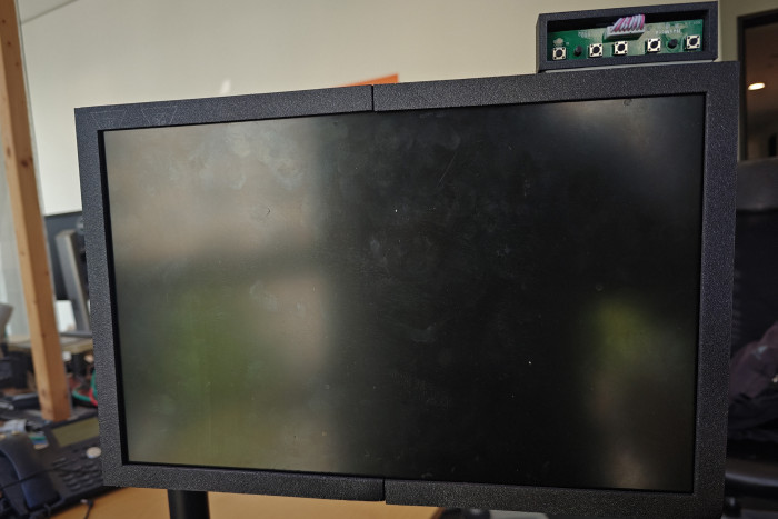 Do it yourself: Second Life für alte Laptop- und iMac-Monitore - Golem.de